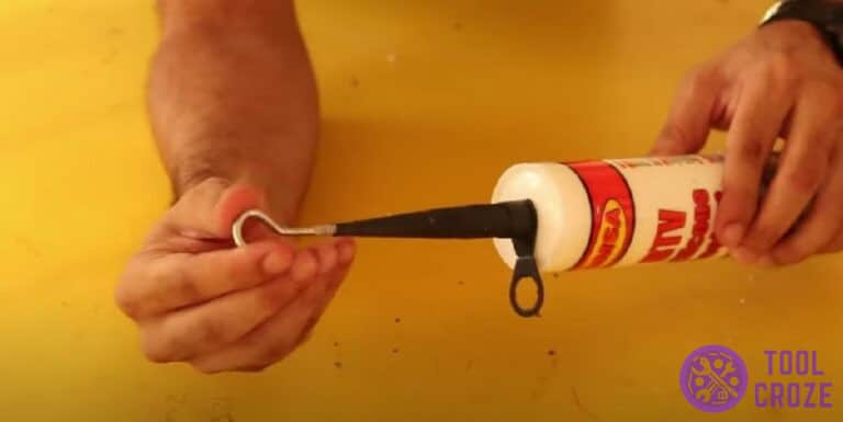 How To Seal A Caulking Tube For Reuse (5 DIY Tips) - Tool Croze