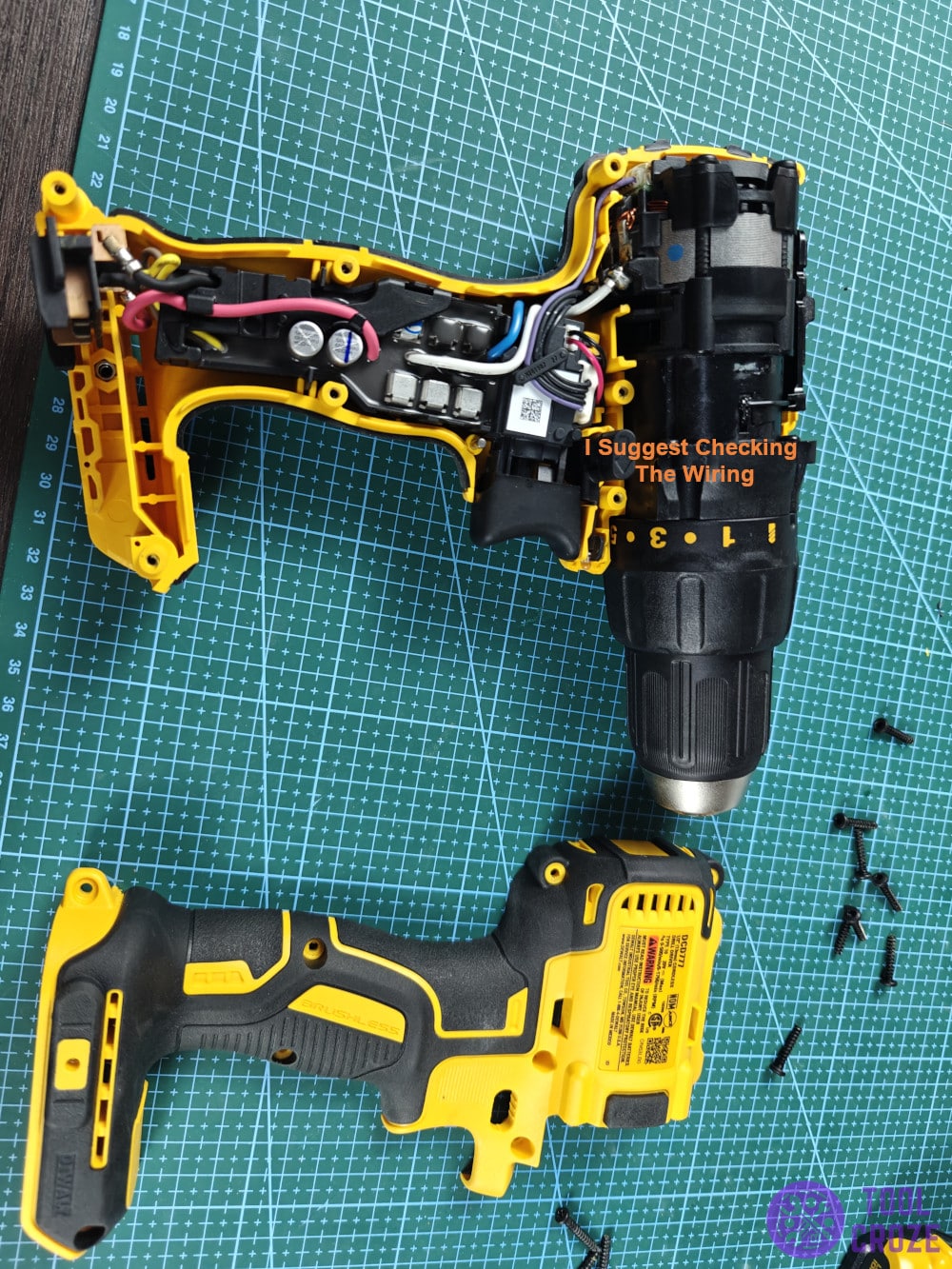 5 Common DeWALT Drill Problems Troubleshooting - Tool Croze